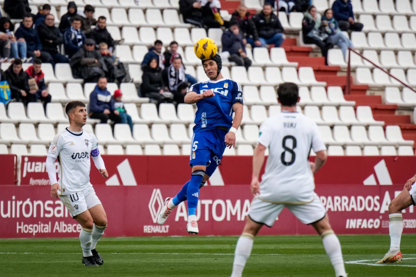 Las imágenes del partido entre el Albacete y el Real Oviedo | El Comercio: Diario de Asturias